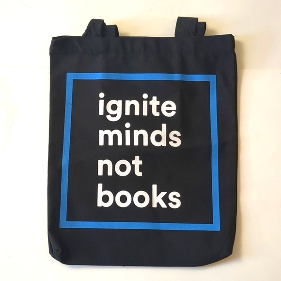 Bags | Limited Edition Toronto Public Library Tote Bag | Poshmark